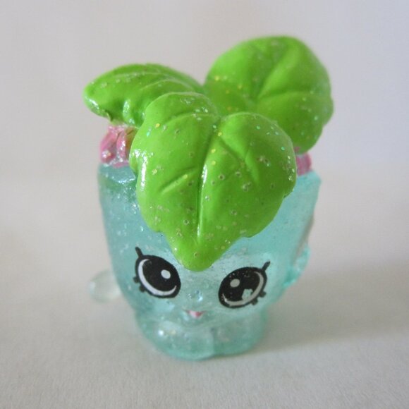 Shopkins | Toys | Shopkins Season 4 Figure Gcc03 Exclusive Glitzi ...